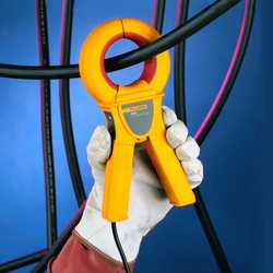 Fluke Ac Current Clamp (800 A) Cat III 600 V Rating i800: Shop Online ...