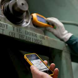 Fluke Vibration Meter With Fluke Connect, 10 to 1000Hz 805 FC: Shop ...