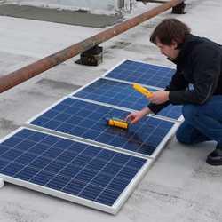 Fluke Solar Irradiance Meter, 0 to 100 W/m² IRR1-SOL: Shop Online at ...