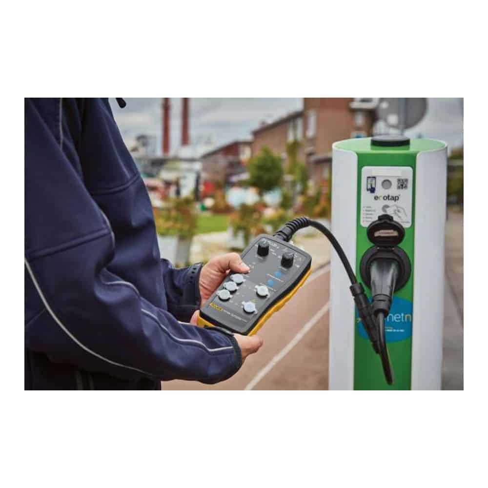 Fluke Charging Station Test Adapter Kit, Type 1 & 2 Connectors FEV300 ...