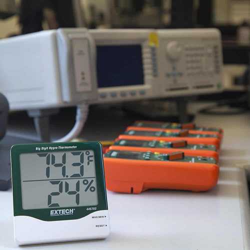 Extech Big Digit Hygro-Thermometer, -10 to 60°C, 10 to 99%RH 445703 ...